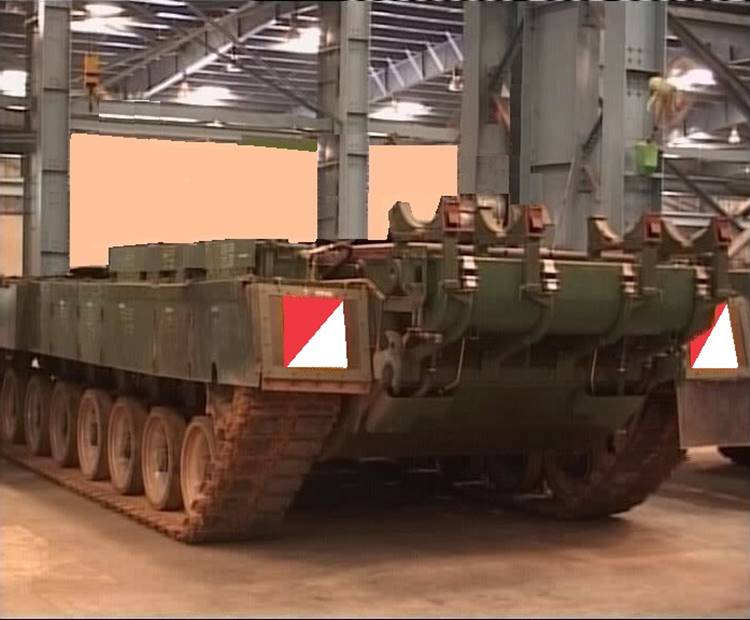 Singapore Expeditionary Pegasus 155mm Howitzer Tracked Vehicle ...